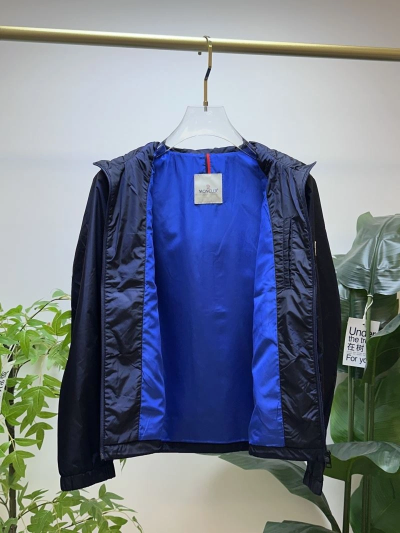 Top match Moncler Outwear