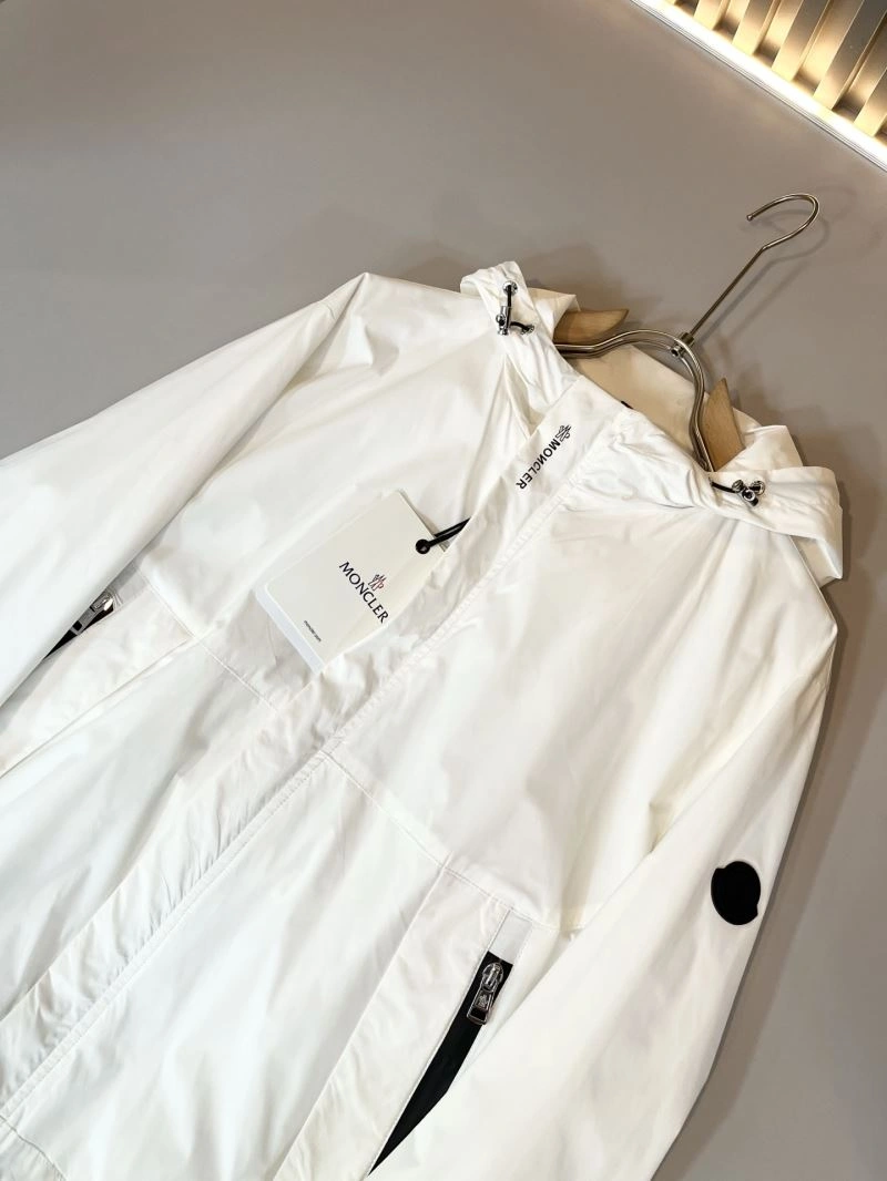 Inexpensive Moncler Outwear
