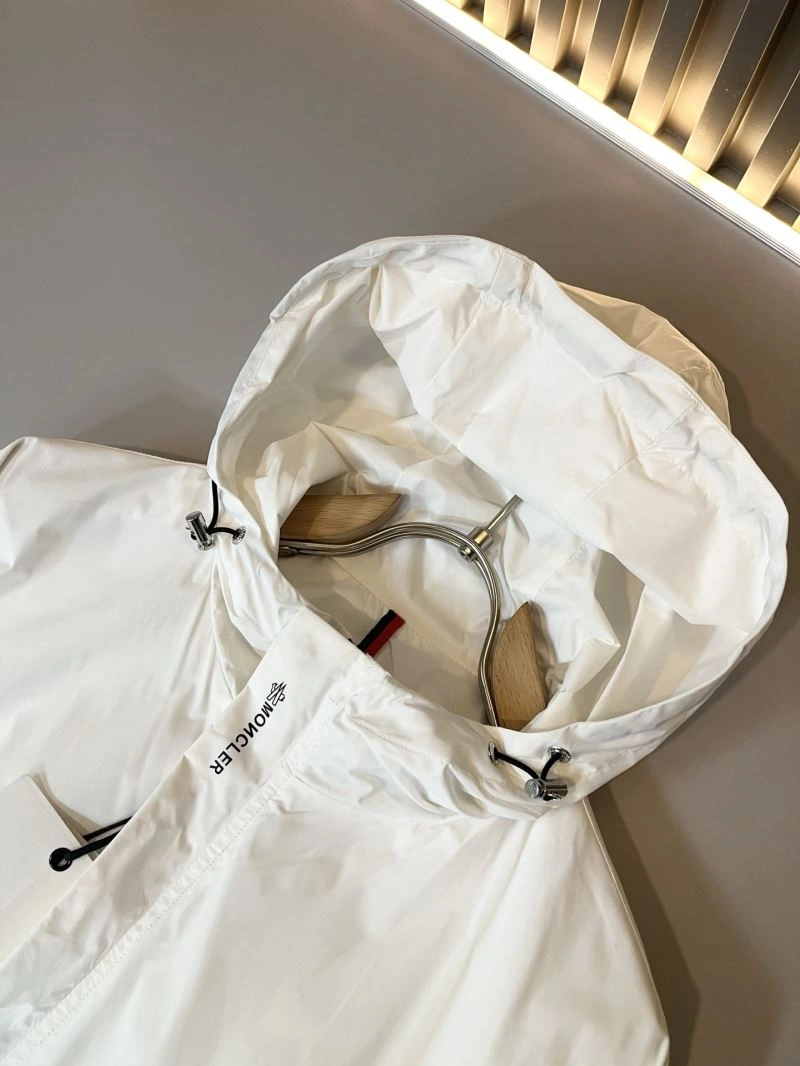 Inexpensive Moncler Outwear