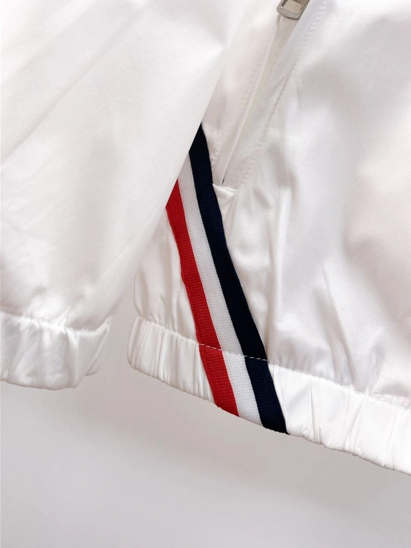 Low-cost Moncler Outwear