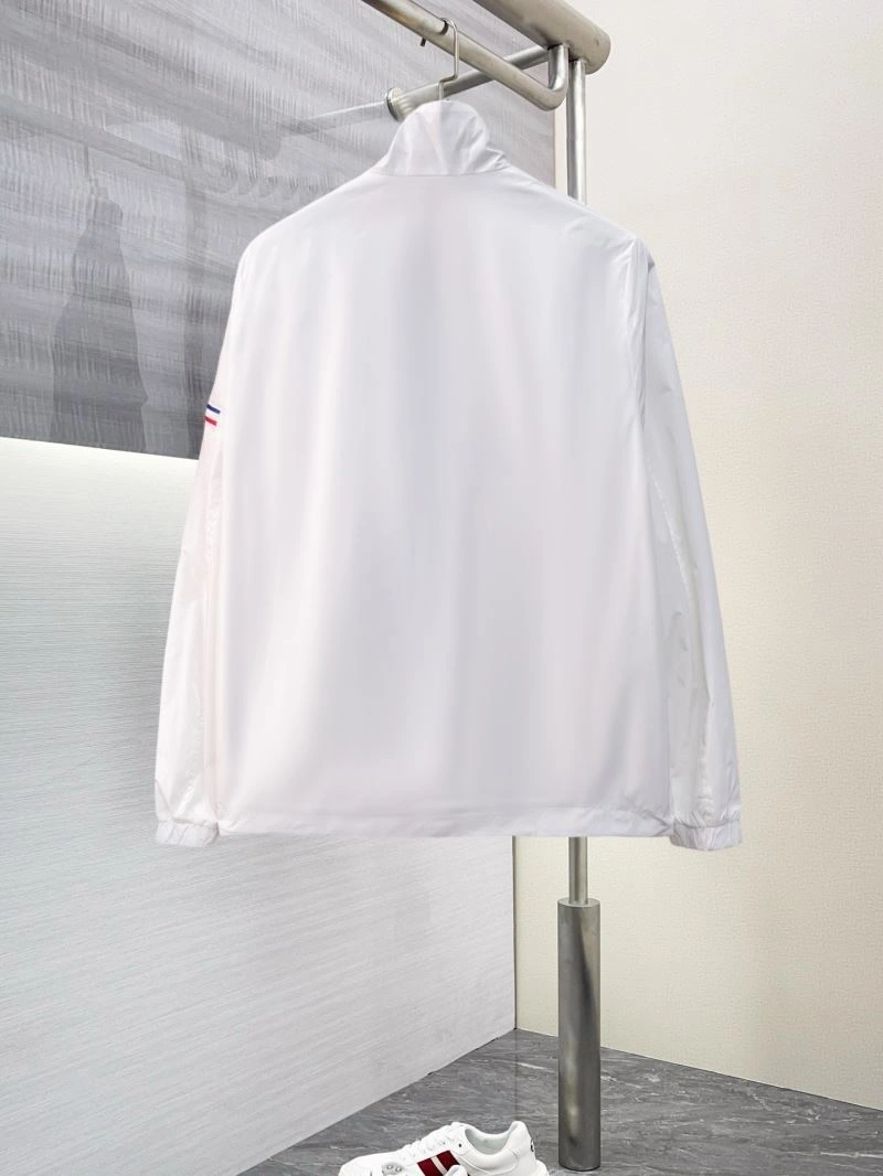 Low-cost Moncler Outwear