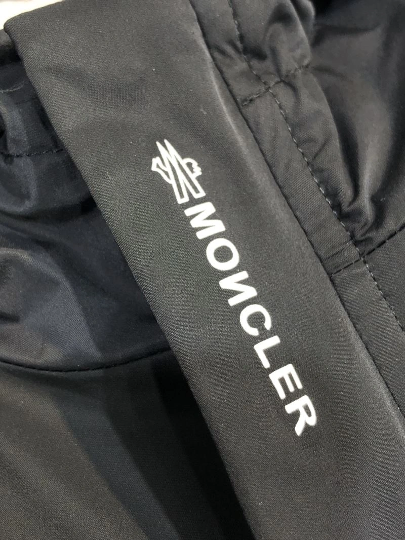 Precise copy Moncler Outwear