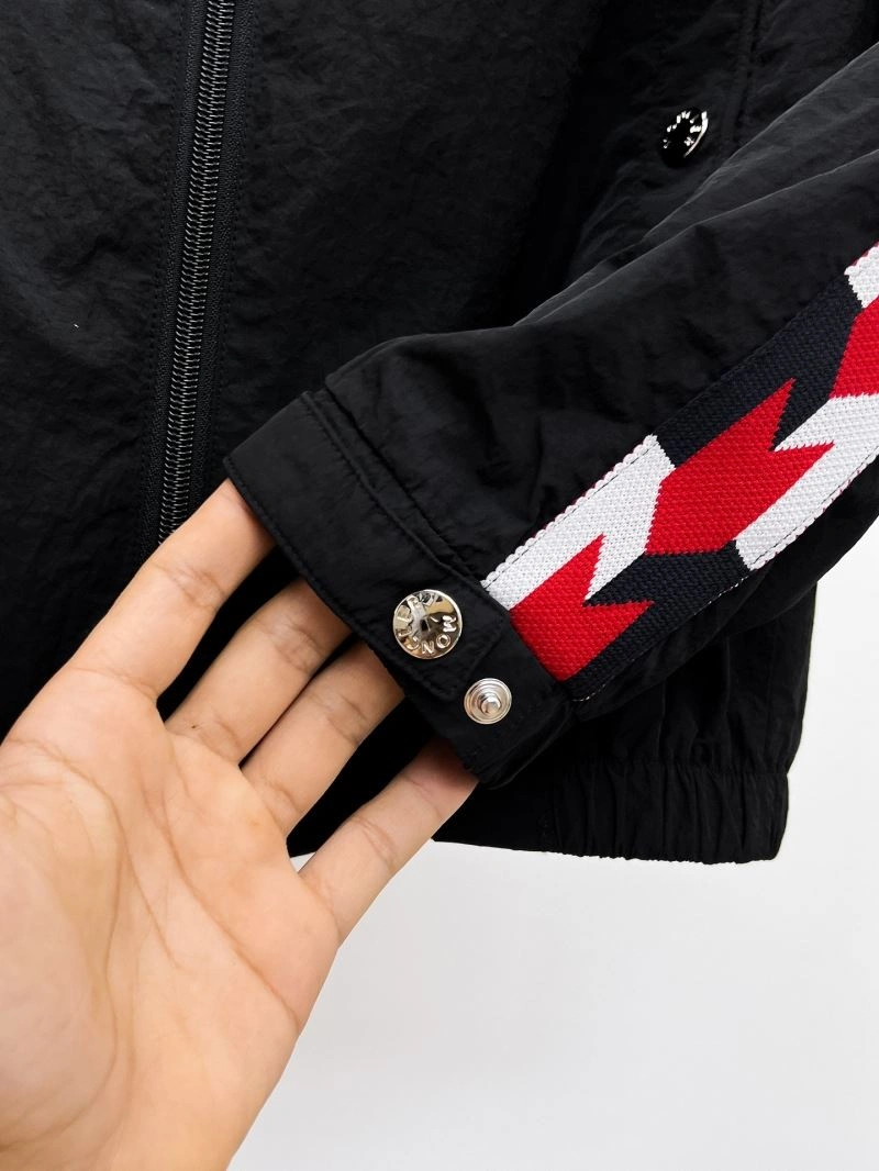 Top match Moncler Outwear