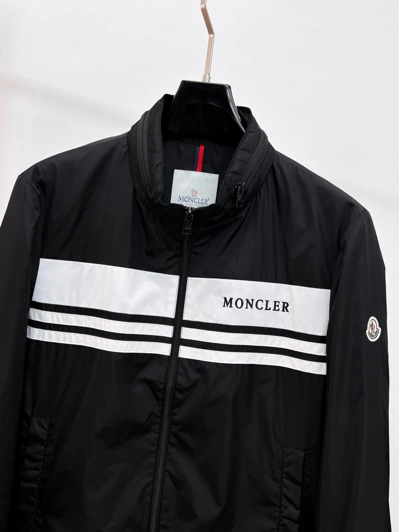 Low-cost Moncler Outwear