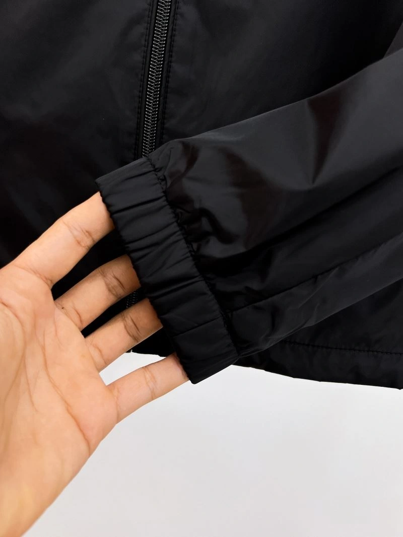 Low-cost Moncler Outwear