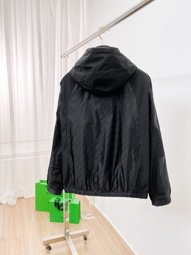 Inexpensive Moncler Outwear