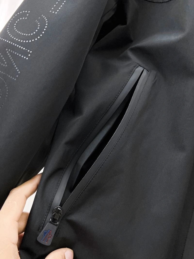Top mirror Moncler Outwear