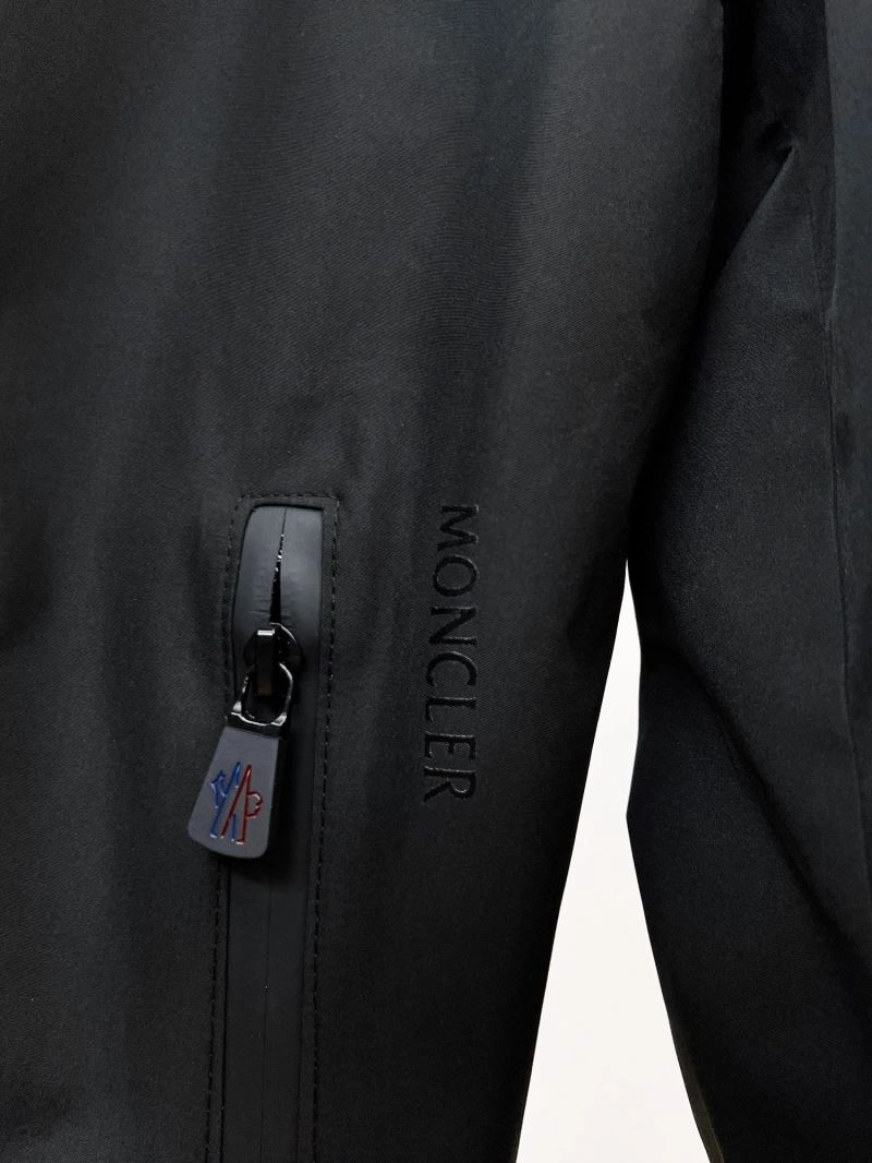 Top mirror Moncler Outwear