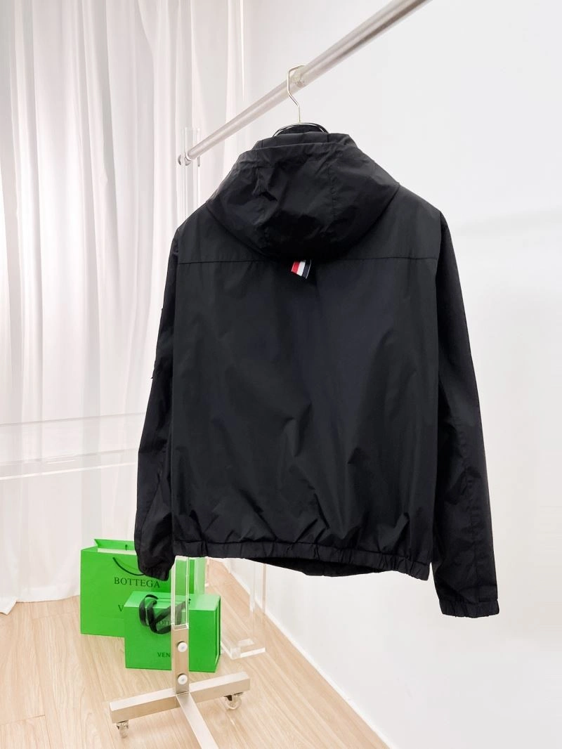 Bargain Moncler Outwear