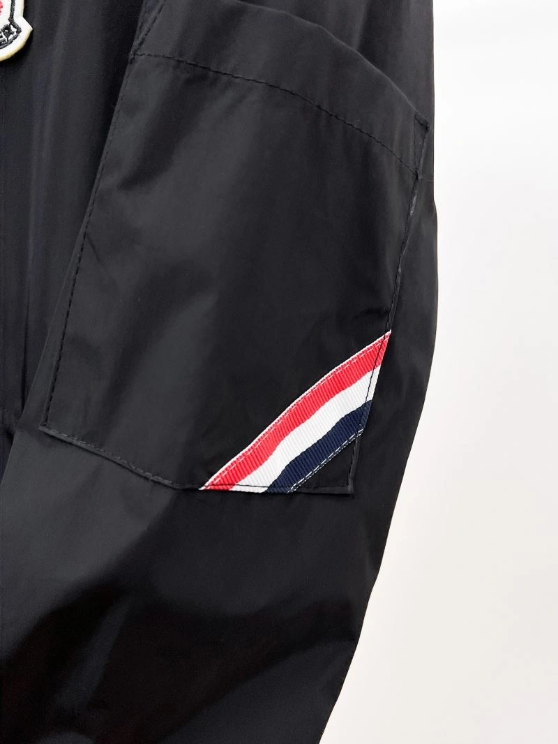 Bargain Moncler Outwear