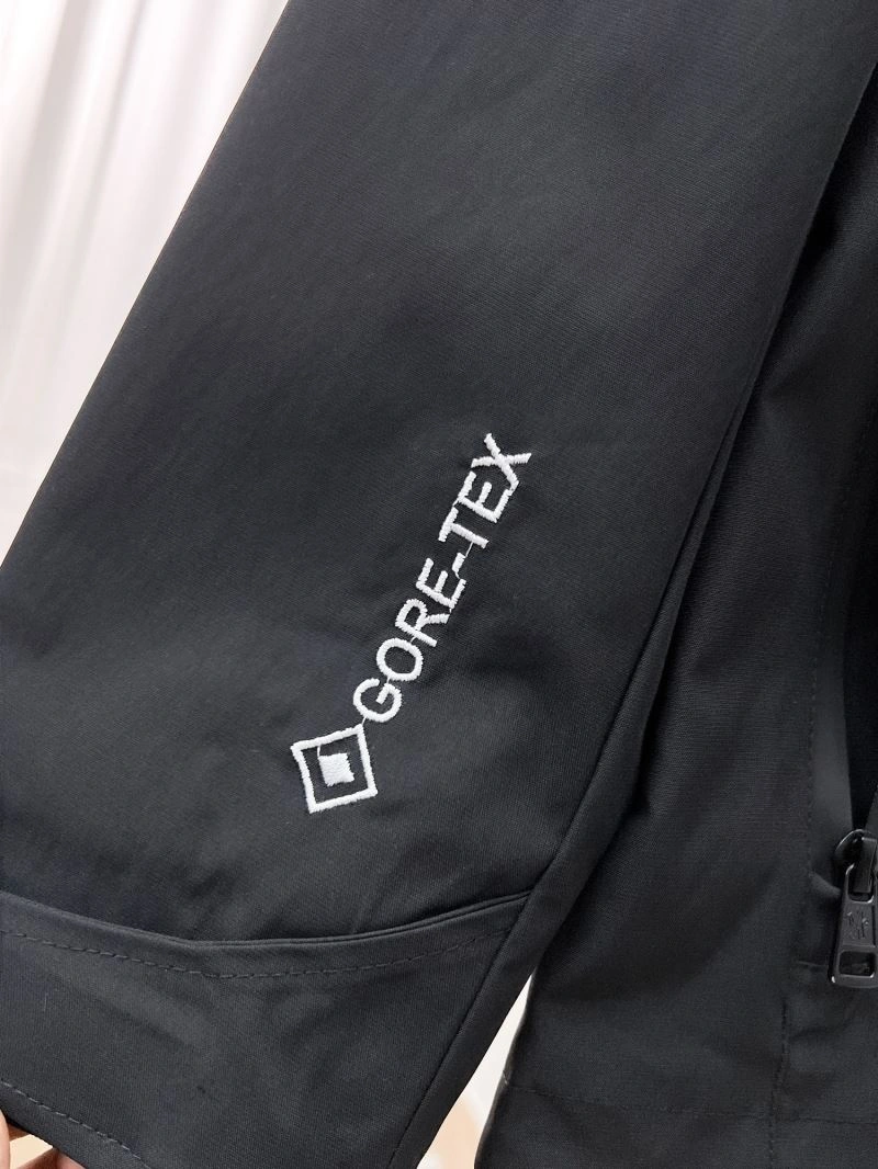 Precise copy Moncler Outwear