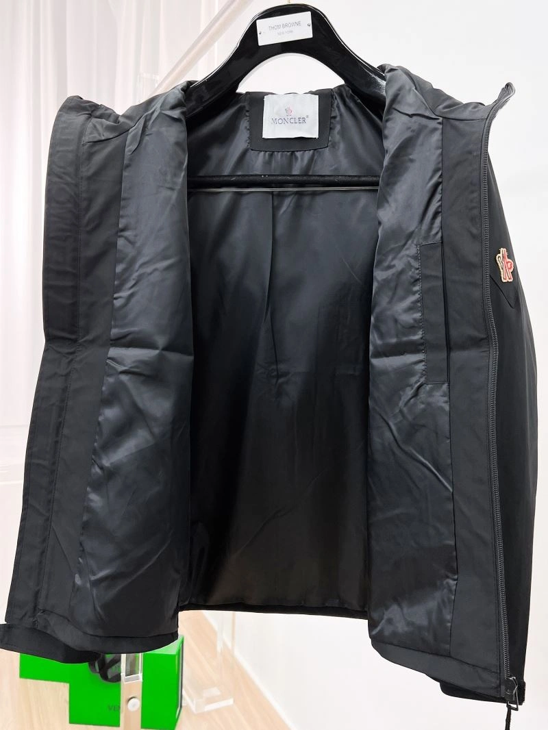 Precise copy Moncler Outwear