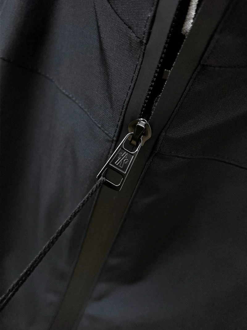Precise copy Moncler Outwear