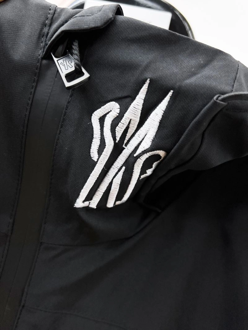 Precise copy Moncler Outwear
