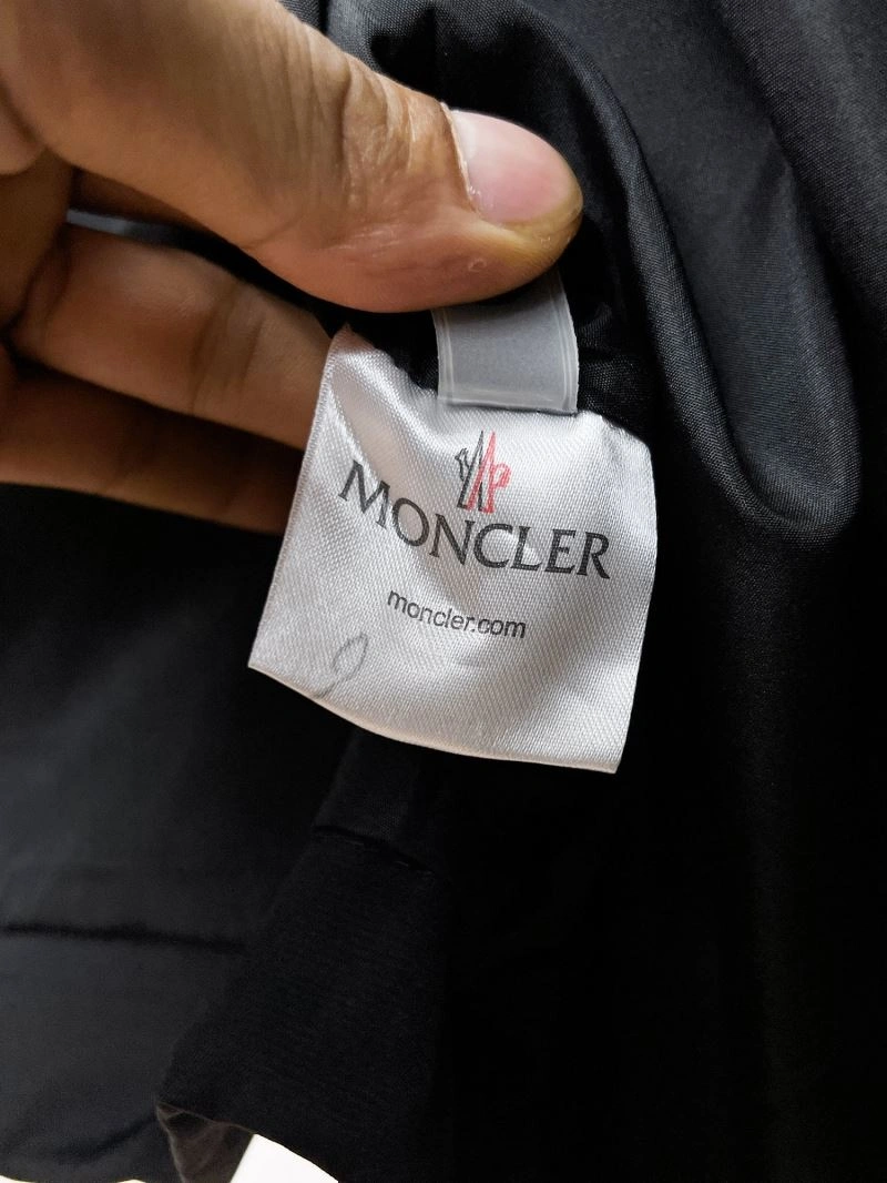 Top mirror Moncler Outwear