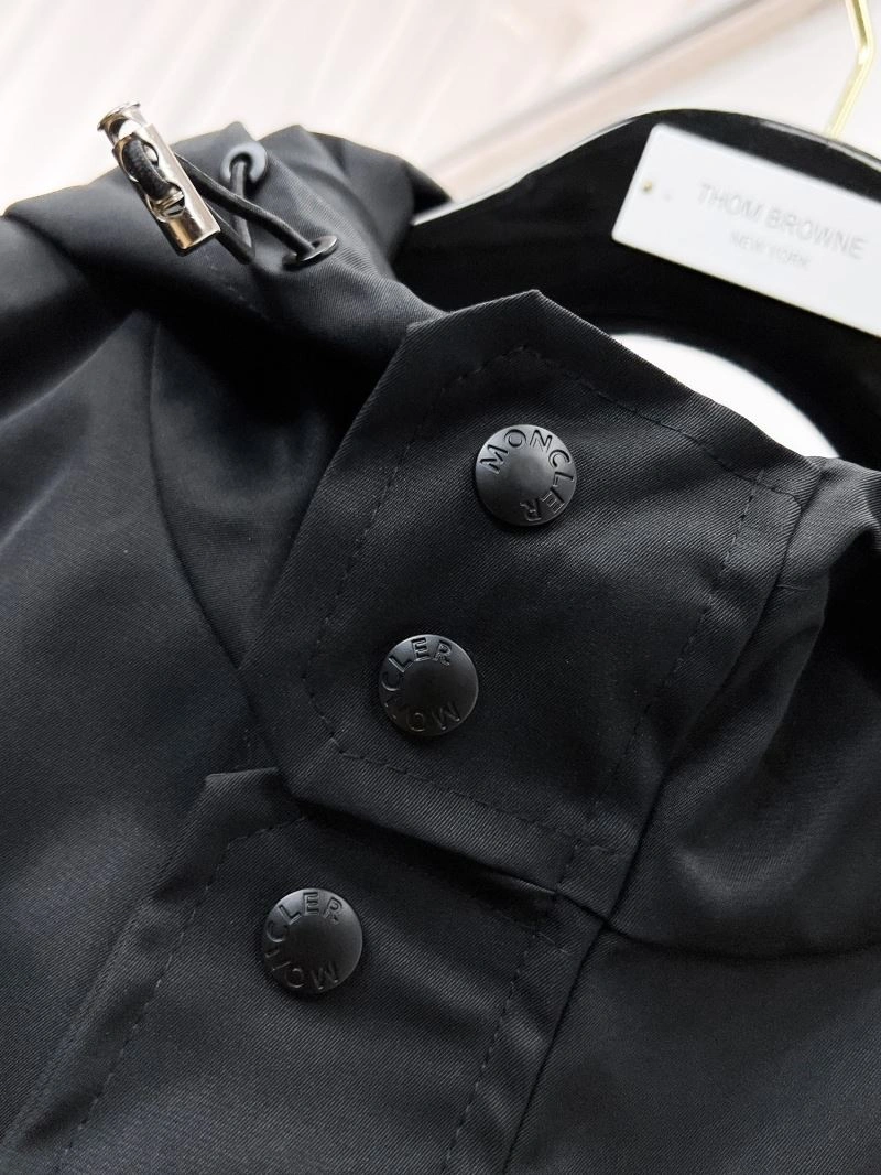 Top mirror Moncler Outwear