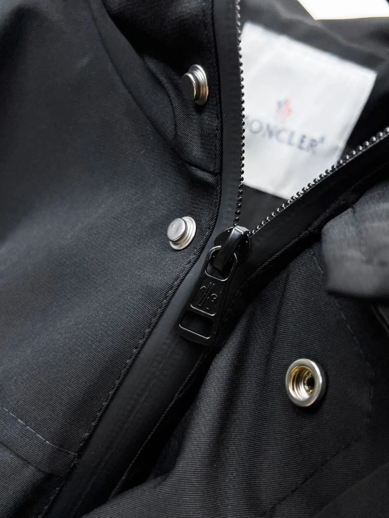 Top mirror Moncler Outwear