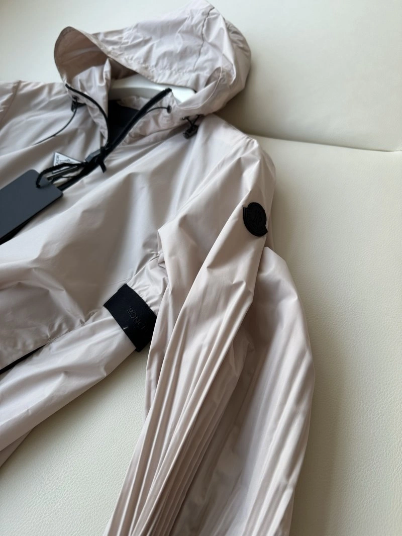 Top mirror Moncler Outwear