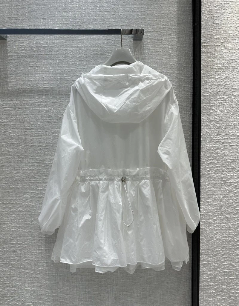 Low-cost Moncler Outwear