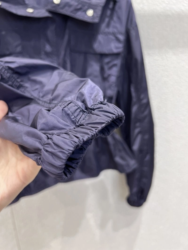 Official Moncler Outwear