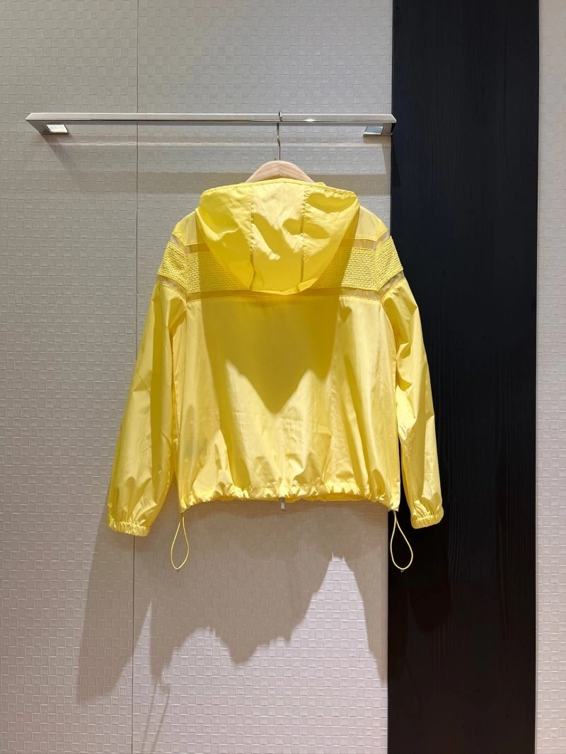 Low-cost Moncler Outwear