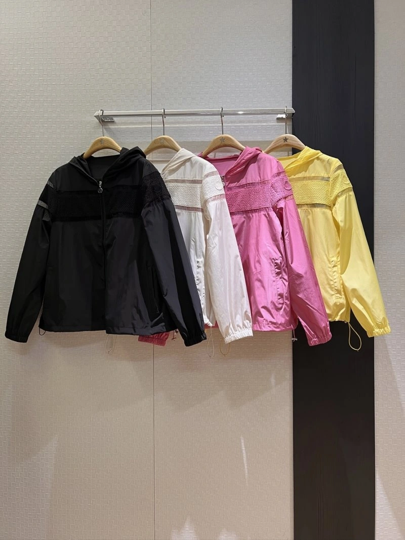 Low-cost Moncler Outwear