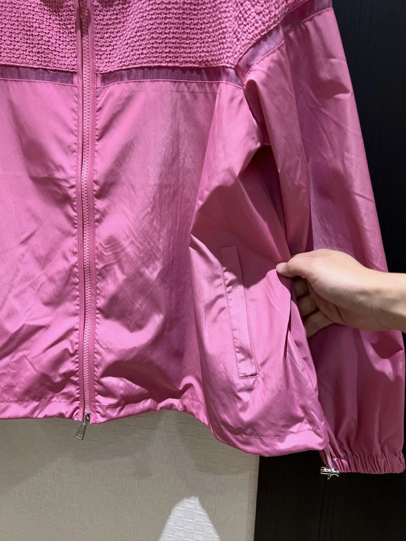 Accurate model Moncler Outwear