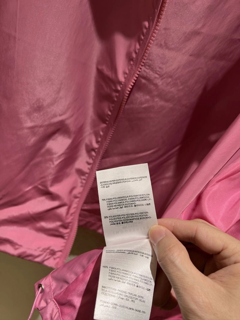 Accurate model Moncler Outwear