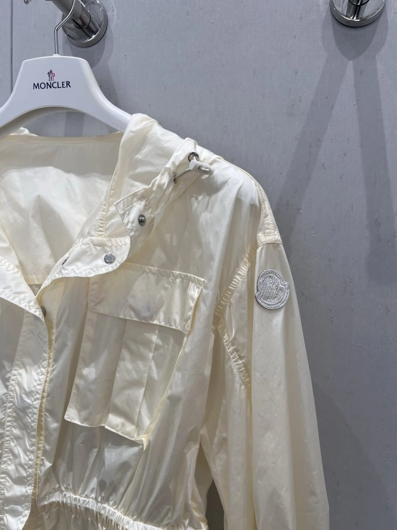 Accurate model Moncler Outwear