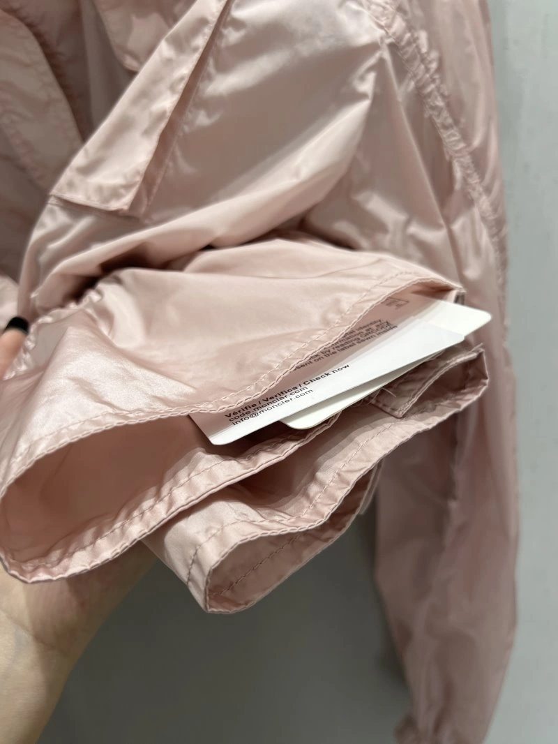 Low-cost Moncler Outwear