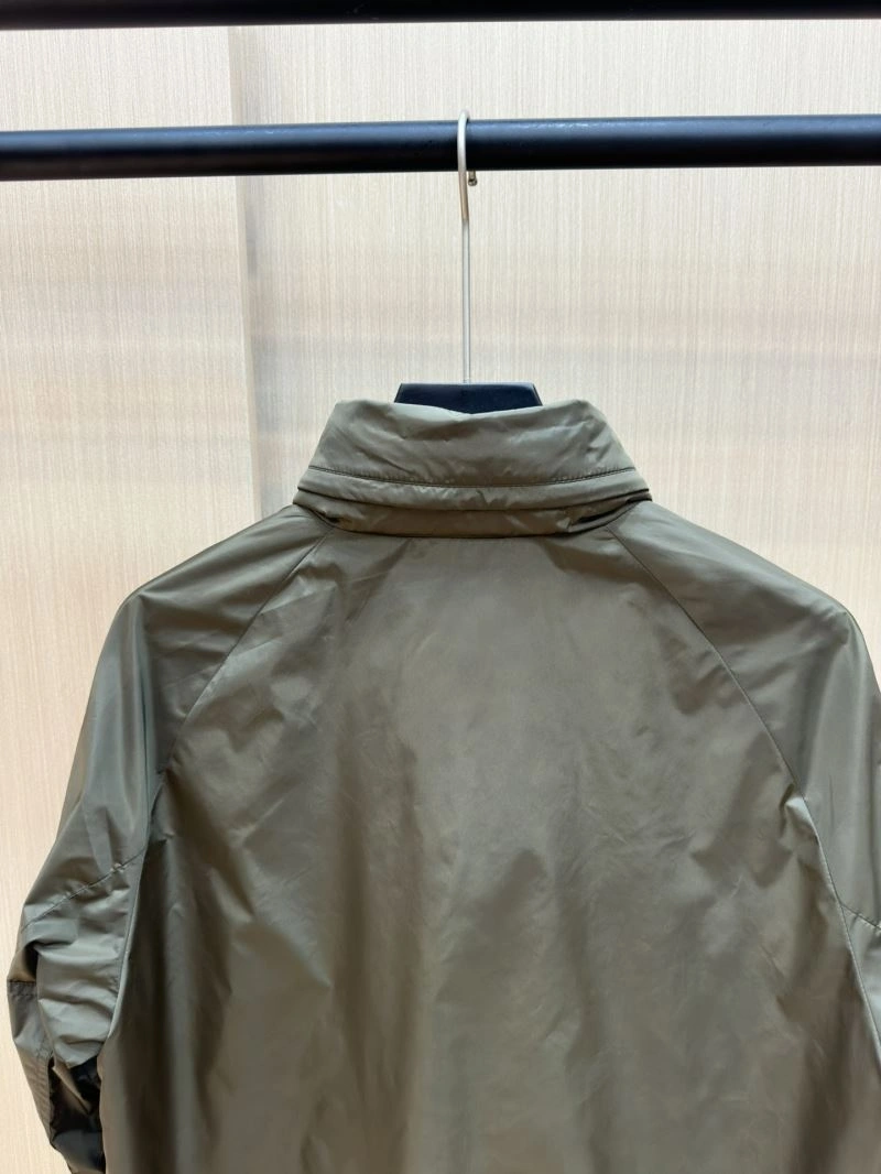 Low-cost Moncler Outwear