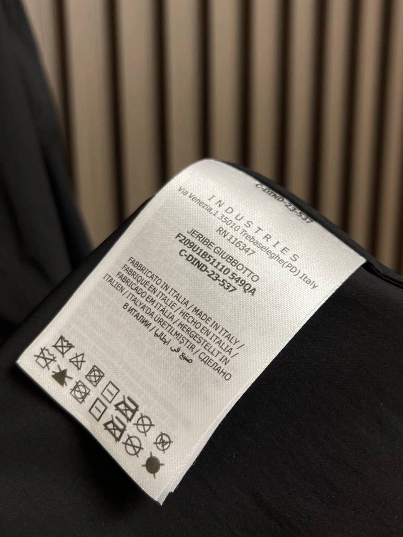 Perfect replica Moncler Outwear