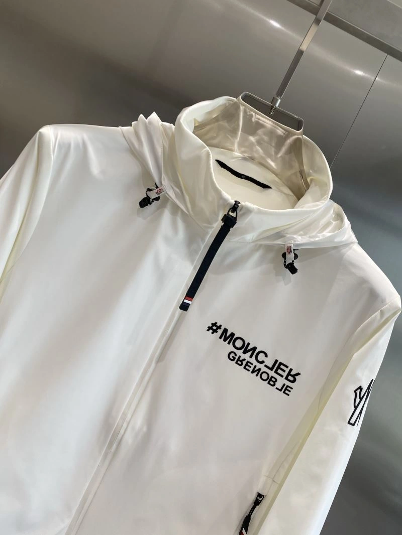Precise copy Moncler Outwear