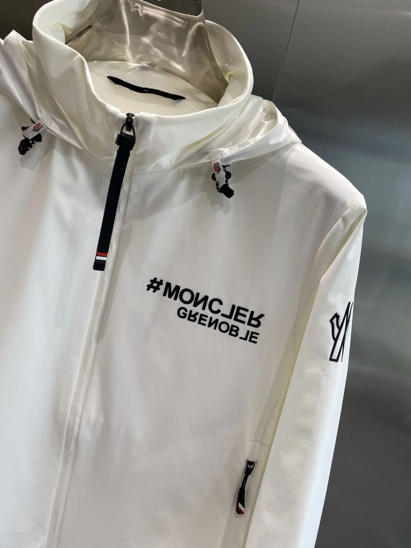Precise copy Moncler Outwear