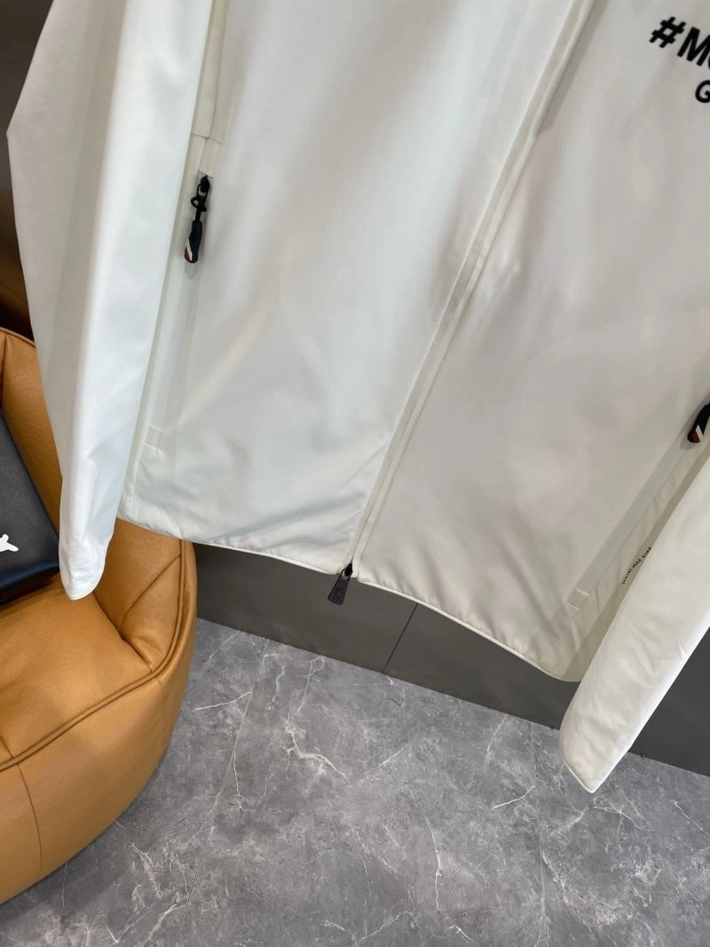 Precise copy Moncler Outwear