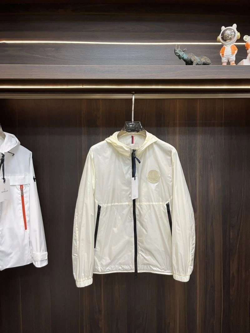 Precise copy Moncler Outwear