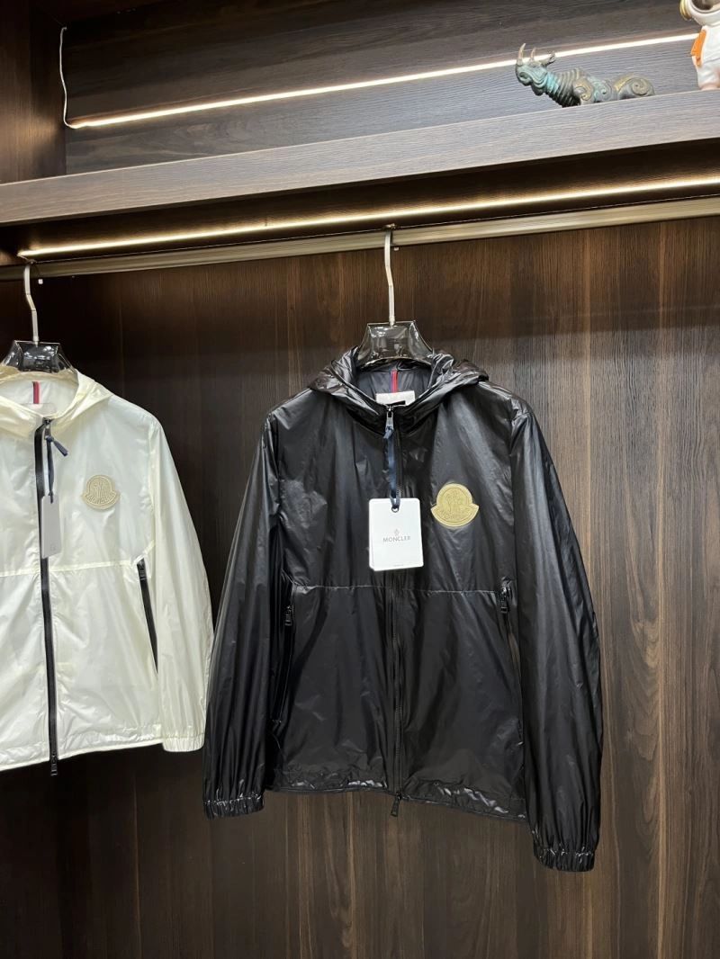 Precise copy Moncler Outwear