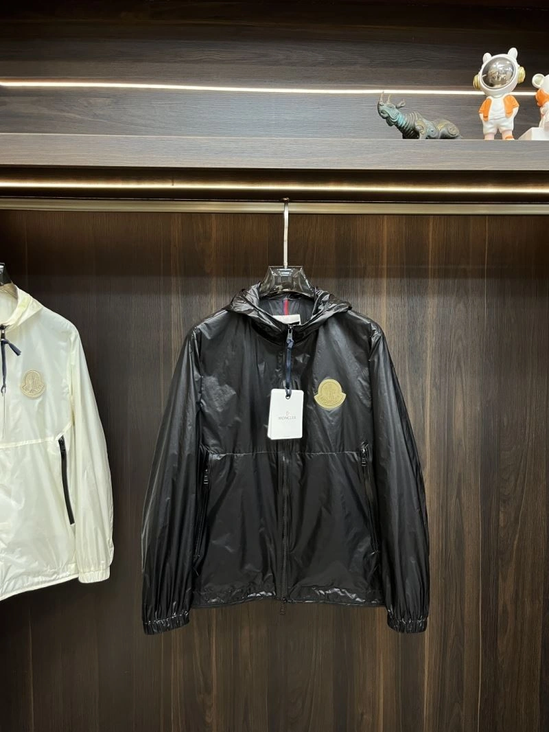 Precise copy Moncler Outwear