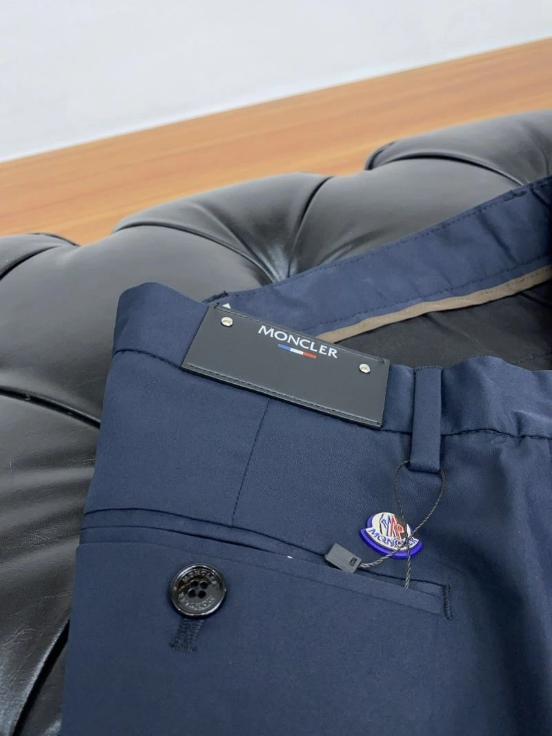 Top match Moncler Outwear
