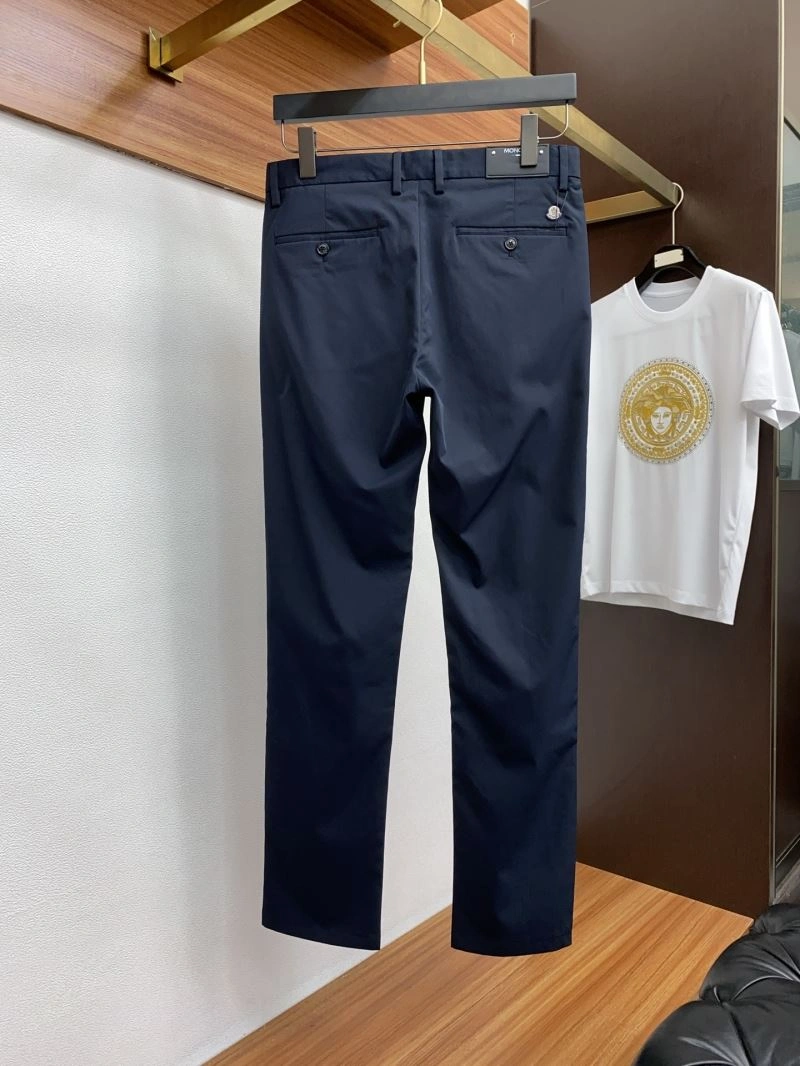 Top match Moncler Outwear