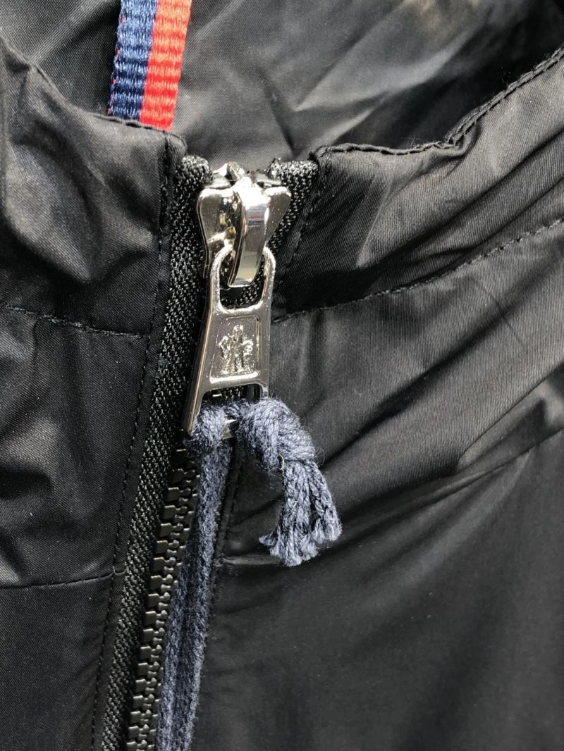 Low-cost Moncler Outwear