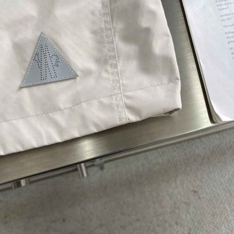Bargain Moncler Outwear