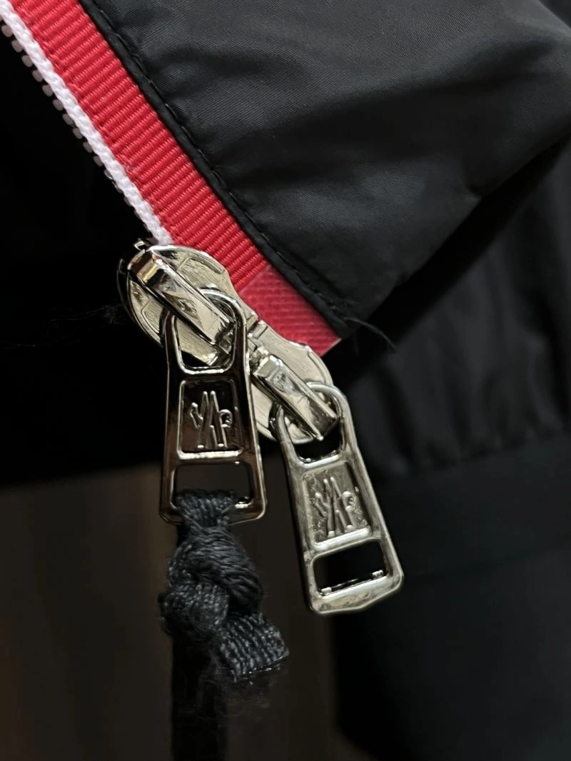 Low-cost Moncler Outwear