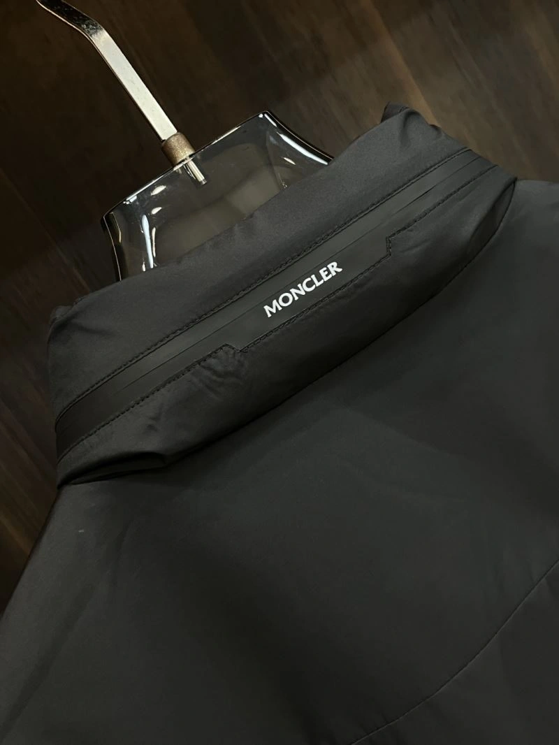 Low-cost Moncler Outwear