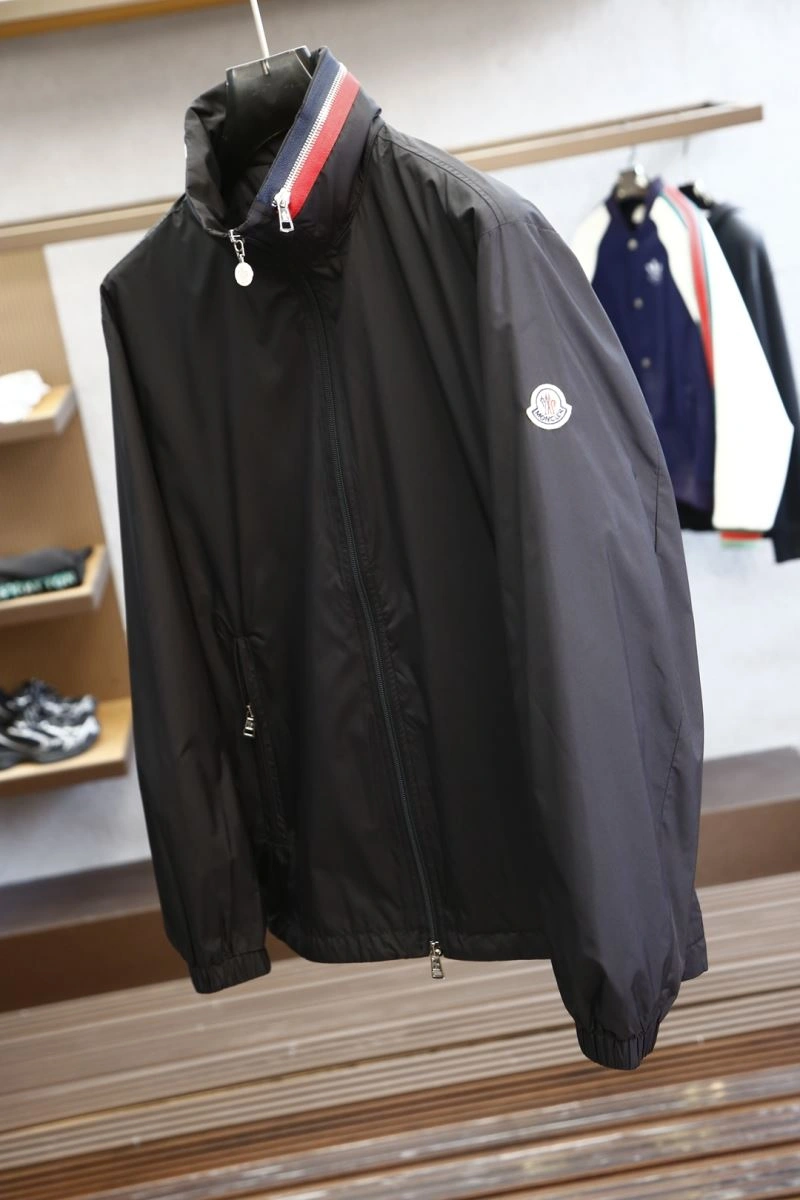 Top match Moncler Outwear