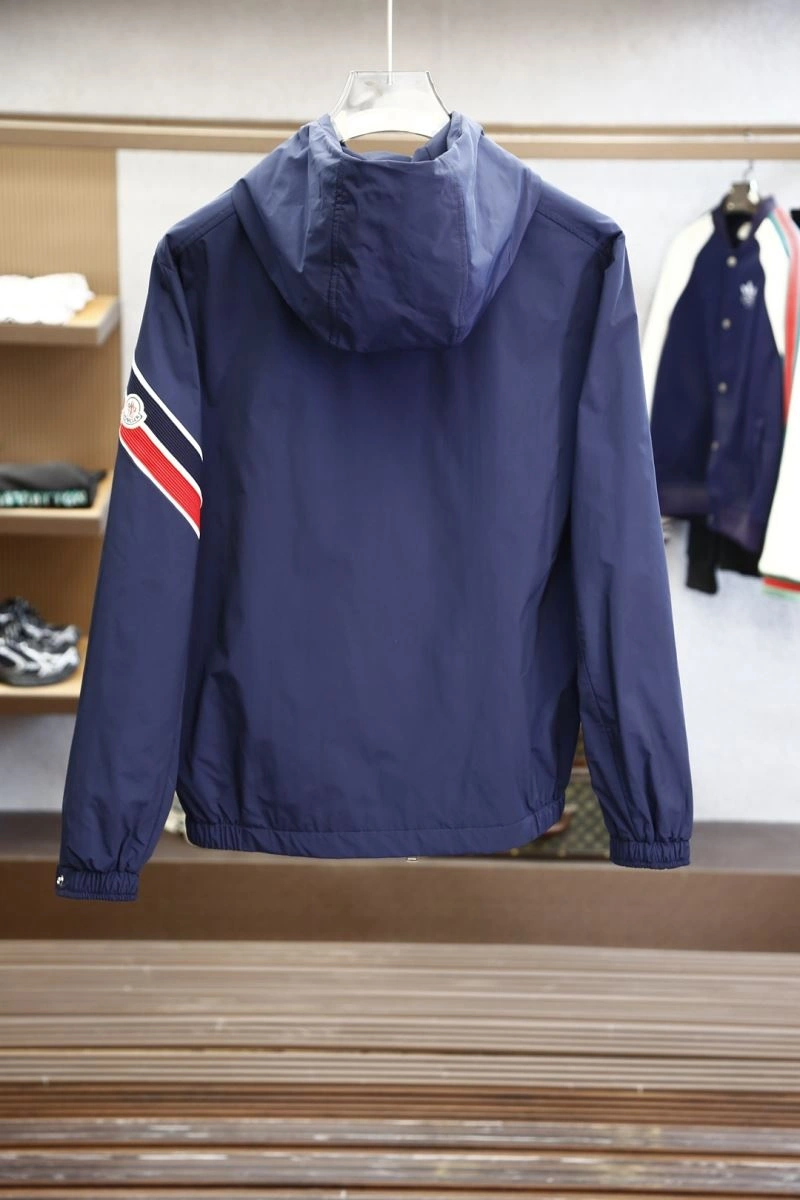 Top match Moncler Outwear