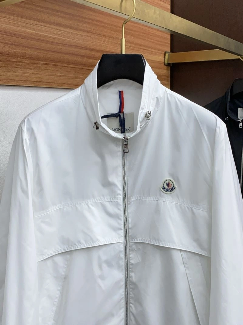 Legit Moncler Outwear