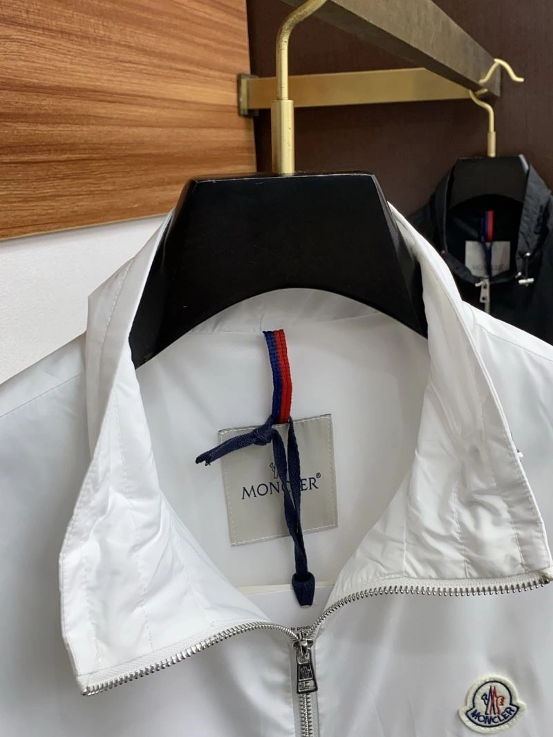 Legit Moncler Outwear