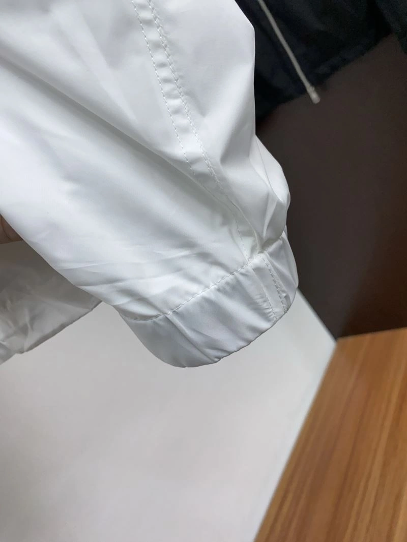 Legit Moncler Outwear