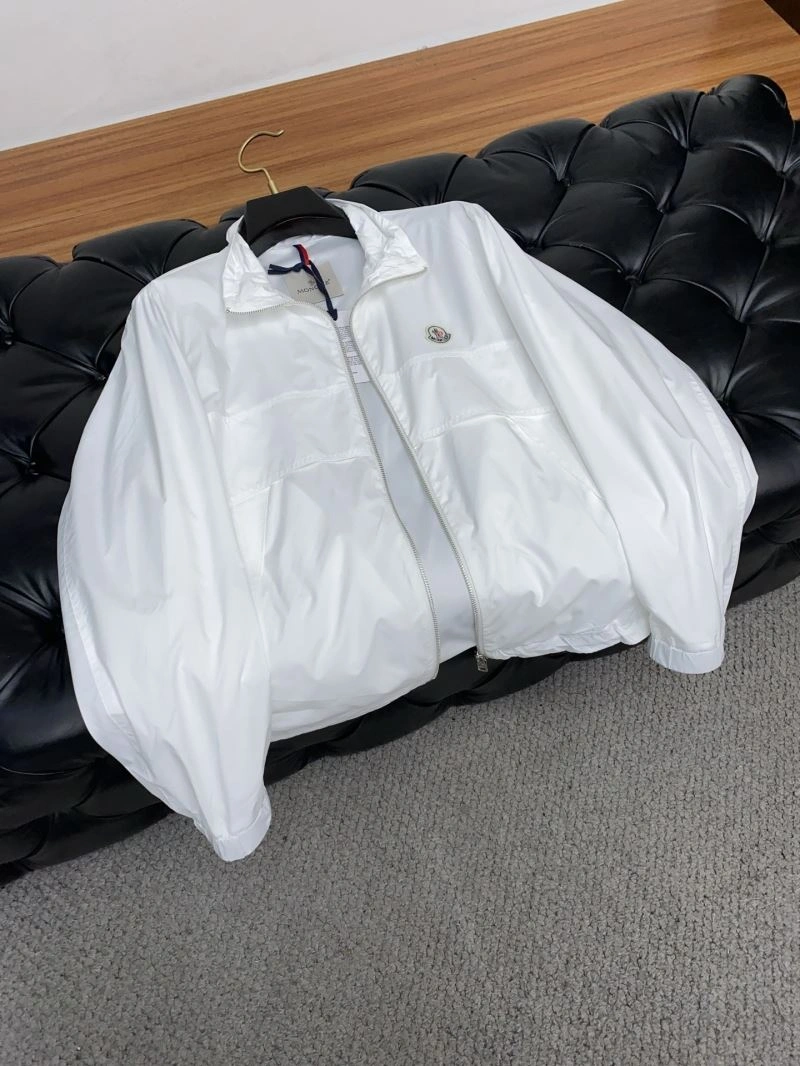Legit Moncler Outwear
